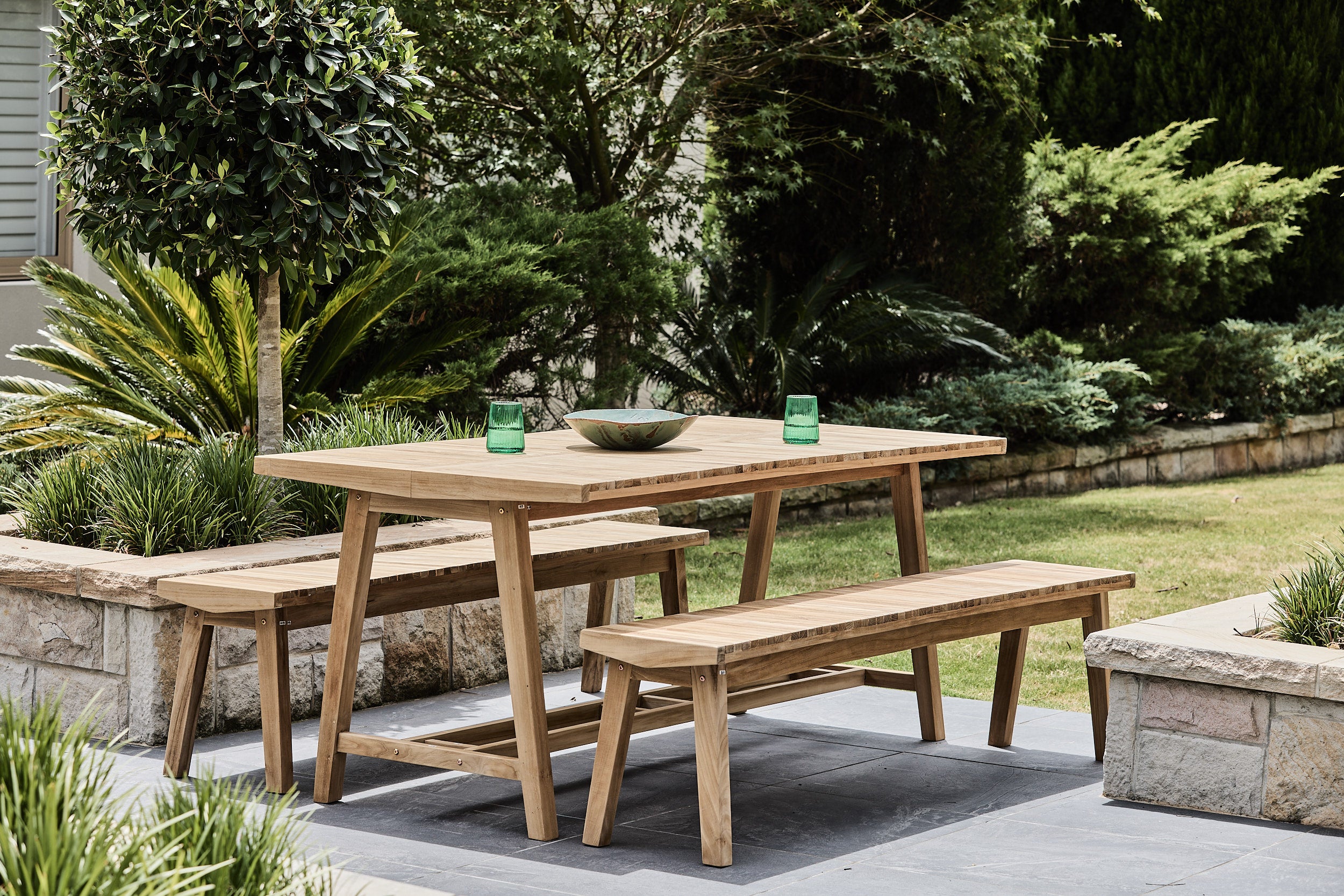 Outdoor Table & Bench Seats | Woodbury Furniture